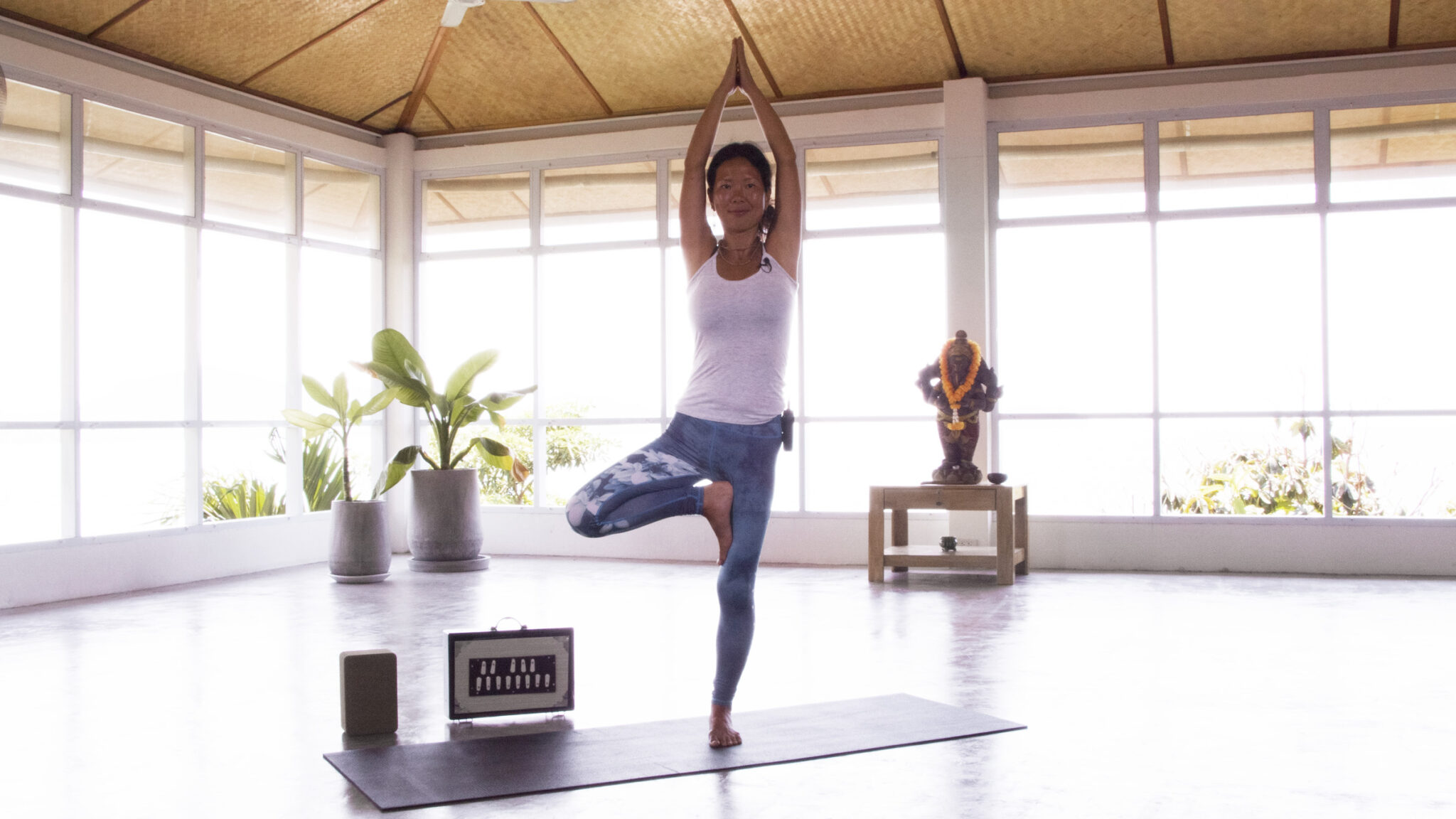 7-Day Vinyasa Challenge - Akari Tamura ~ Kirtan & Yoga