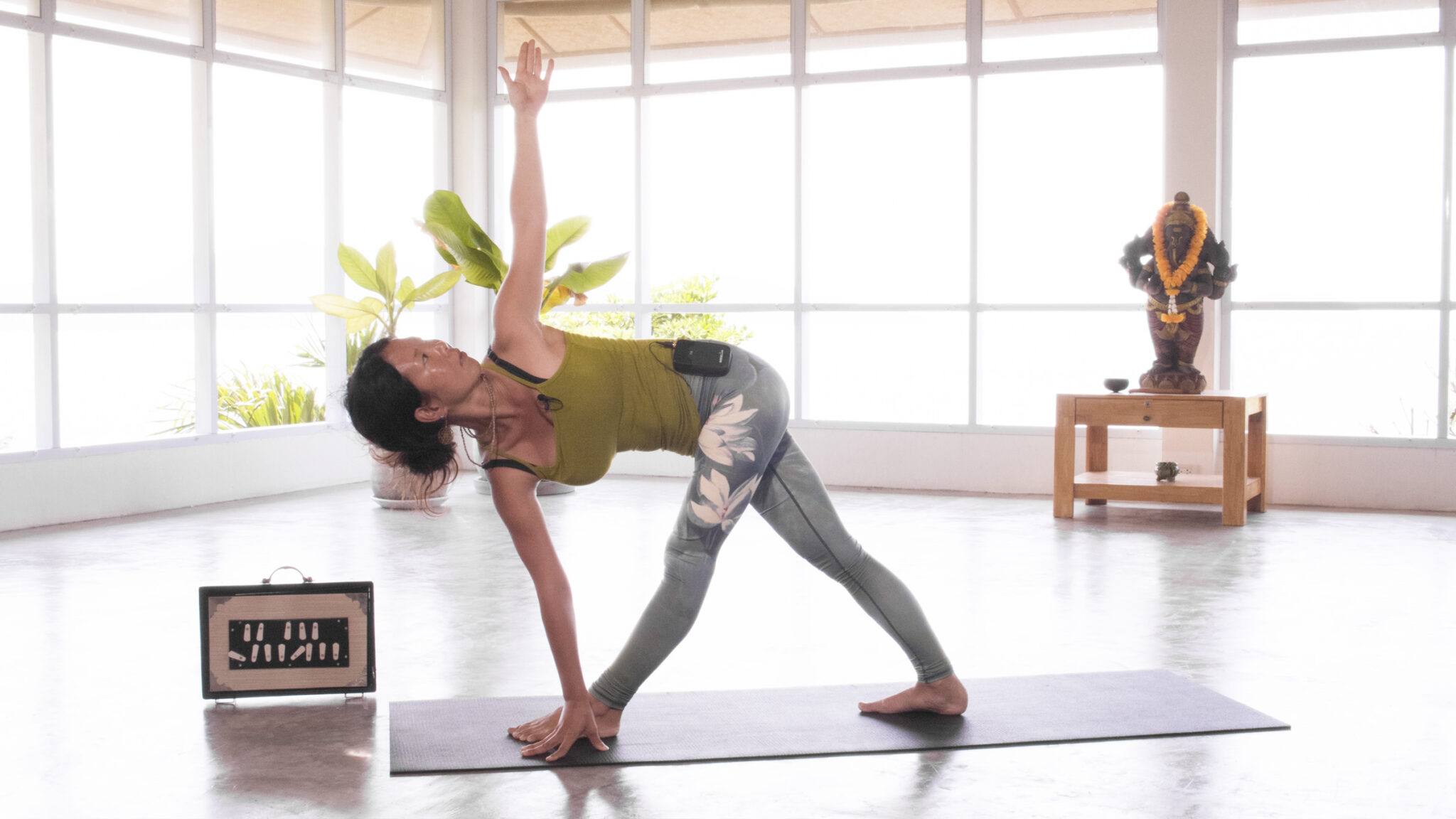 7-Day Vinyasa Challenge - Akari Tamura ~ Kirtan & Yoga